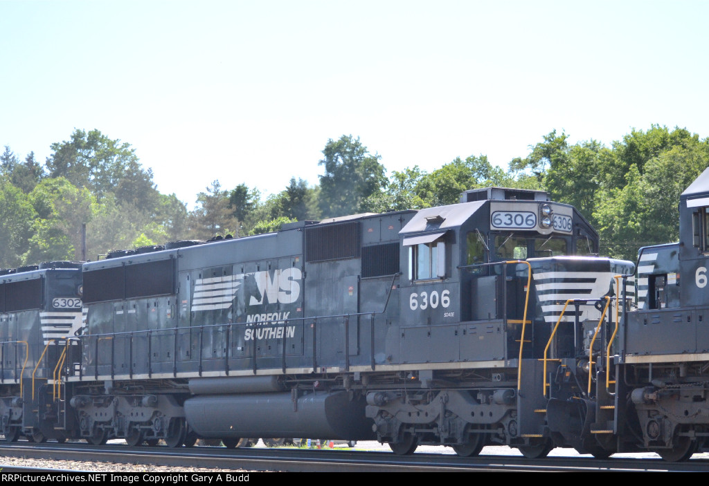 NORFOLK SOUTHERN SD40E 6306